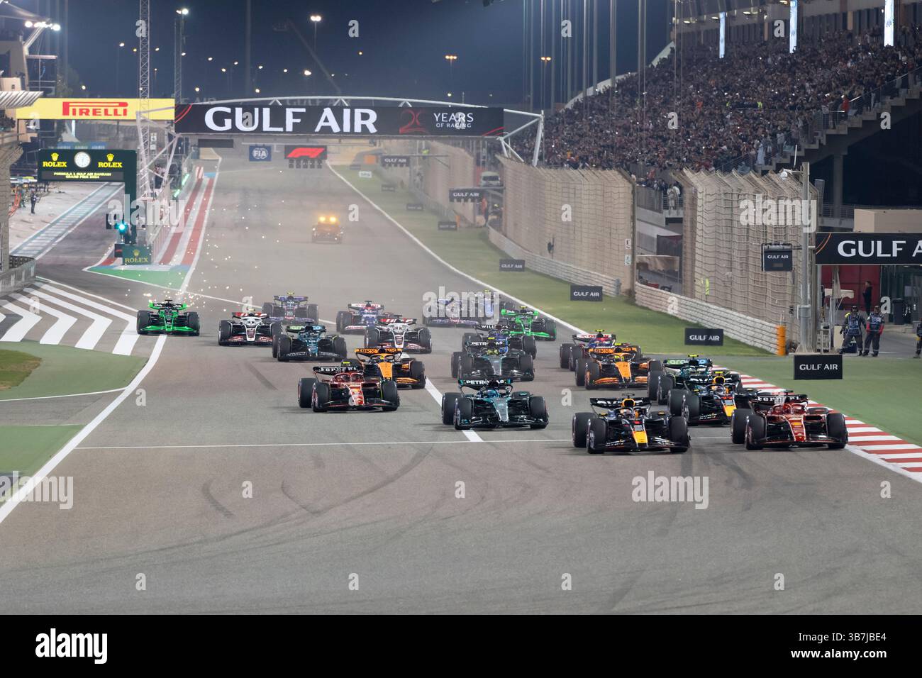 The start grid for race one in the 2024 season hi-res stock photography ...