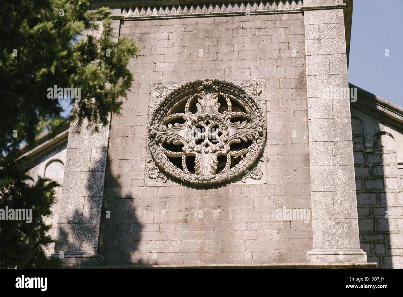 Rose window bell towers hi-res stock photography and images - Alamy