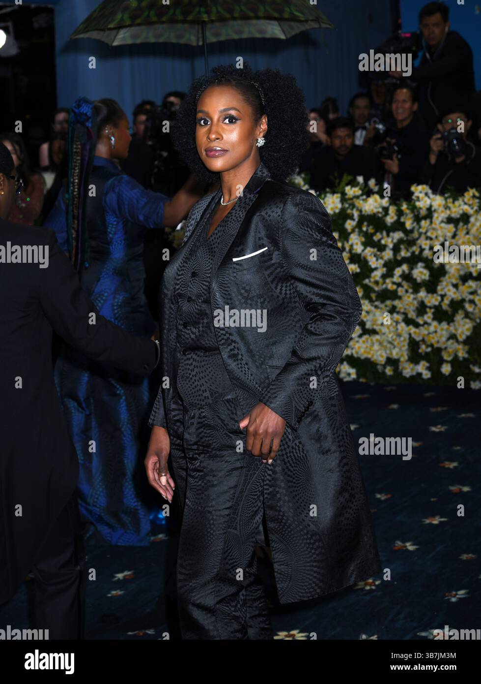 May 5, 2025, New York, Ny, United States: Issa Rae attends the 2025 Met ...