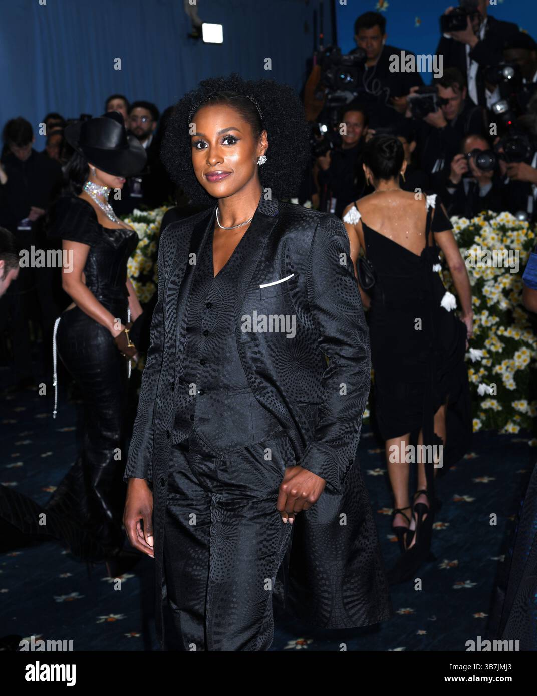 May 5, 2025, New York, Ny, United States: Issa Rae attends the 2025 Met ...