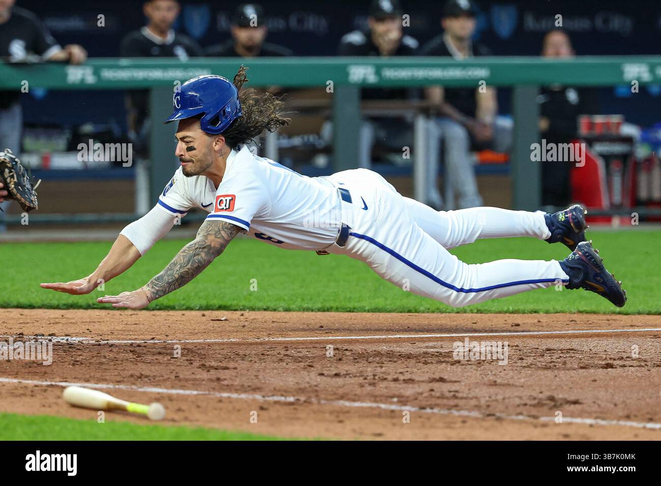 May 5, 2025: Kansas City Royals left fielder Jonathan India (6) dives ...