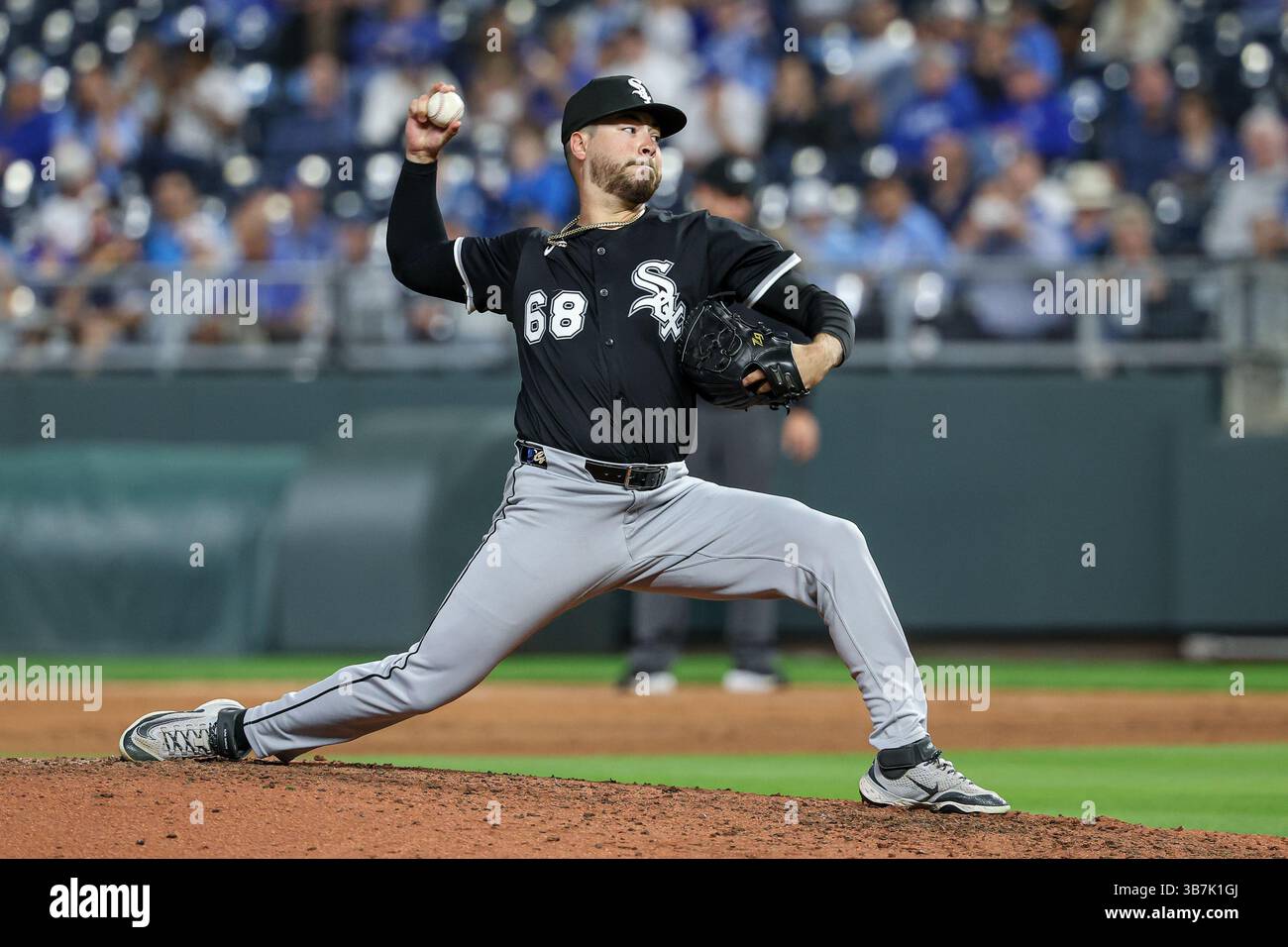 May 5, 2025: Chicago White Sox relief pitcher Caleb Freeman (68 ...