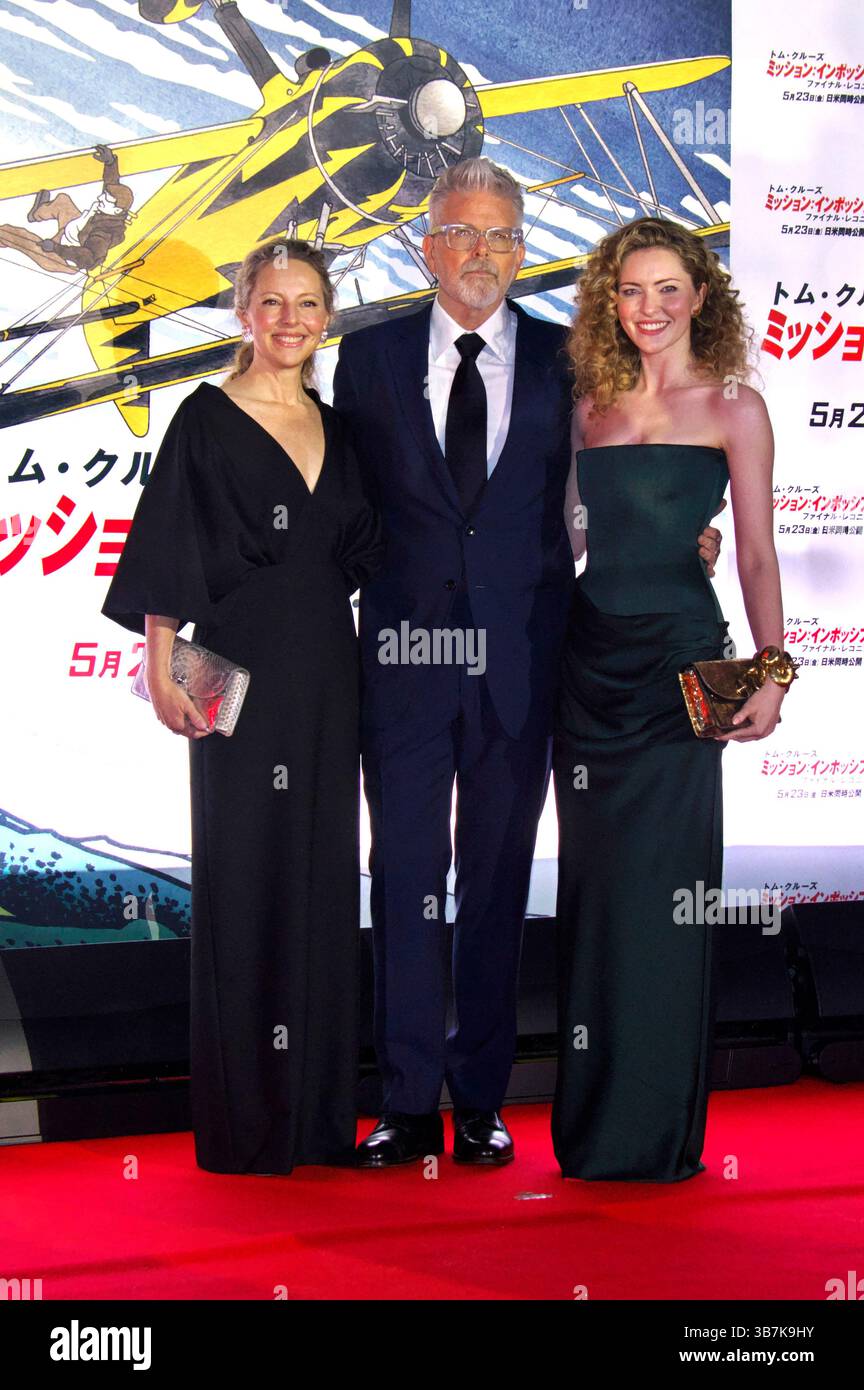 Christopher McQuarrie mit Ehefrau Heather McQuarrie und Tochter ...