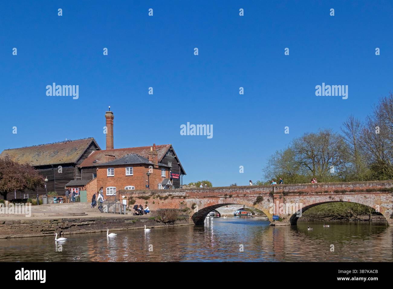 Cox's Yard and The Old Tramway Bridge, River Avon, Stratford-upon-Avon ...