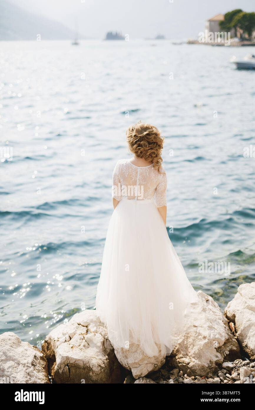 Boat stands on seashore in hi-res stock photography and images - Alamy