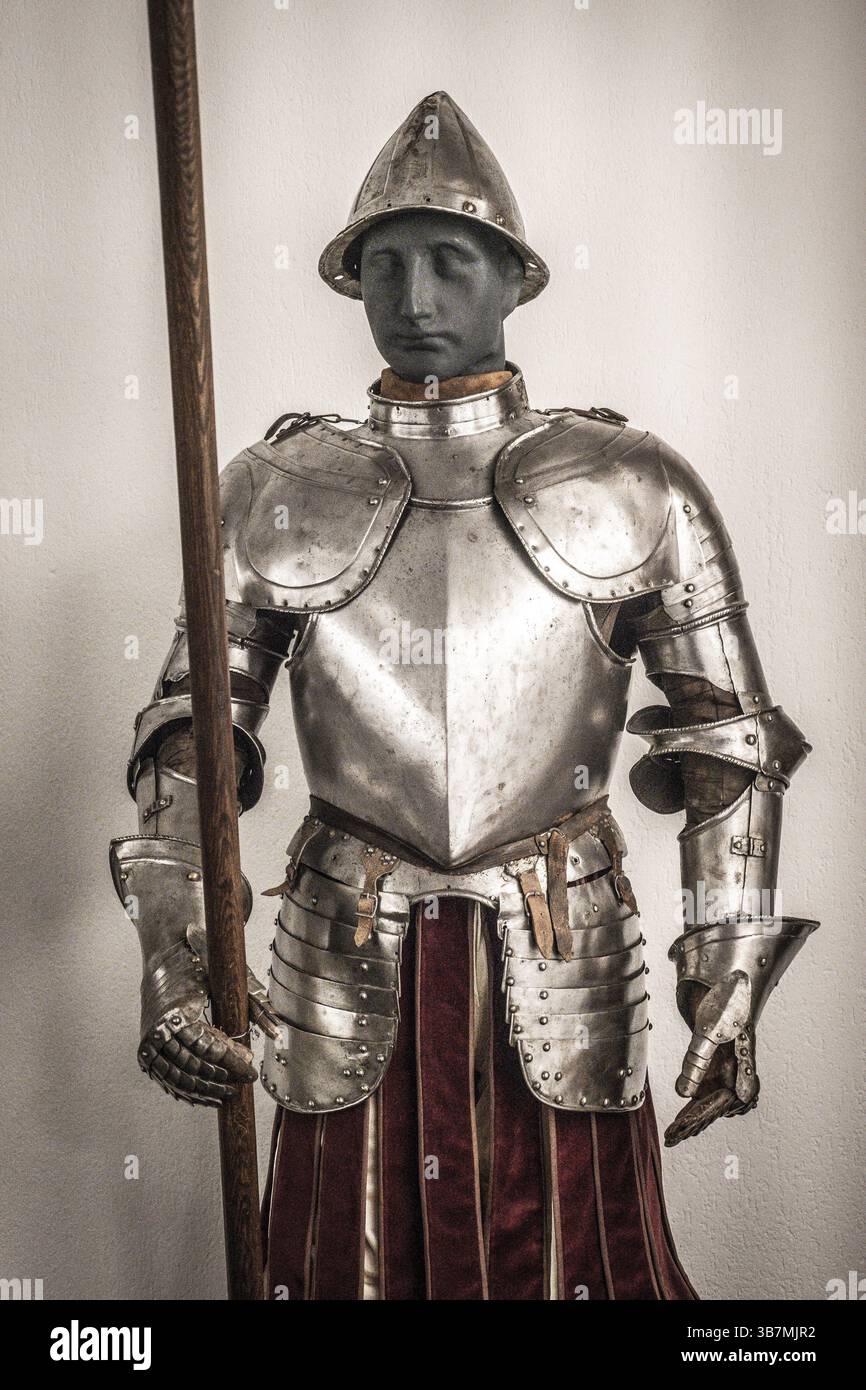 Spanish armour, 17th century, Alava Armory Museum, Vitoria, Basque ...