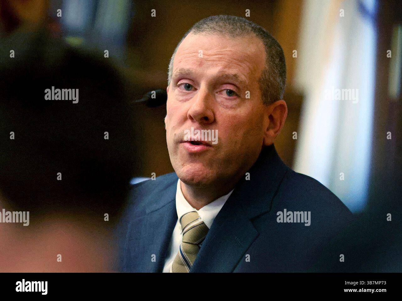 Massachusetts State Trooper Lt. Kevin O'Hara testifies during the Karen ...