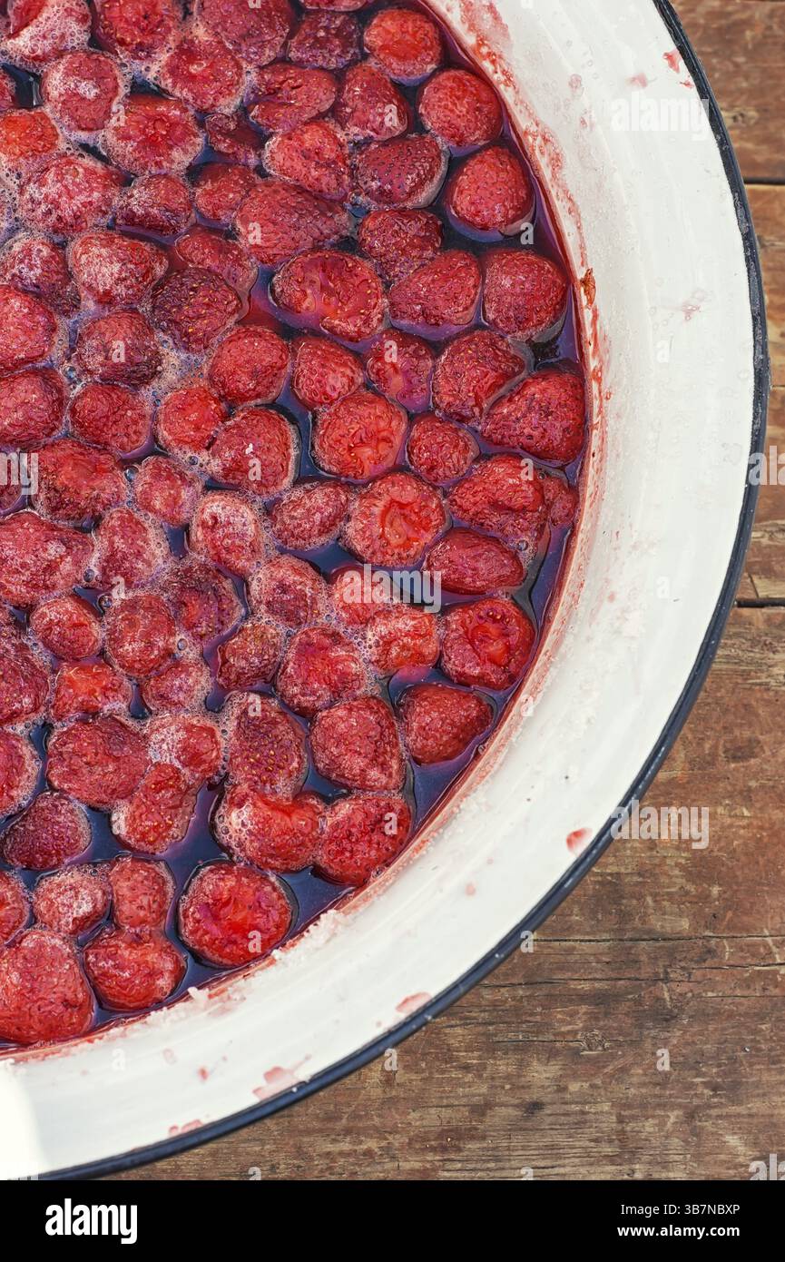 The process of making strawberry jam from fresh berries Stock Photo - Alamy