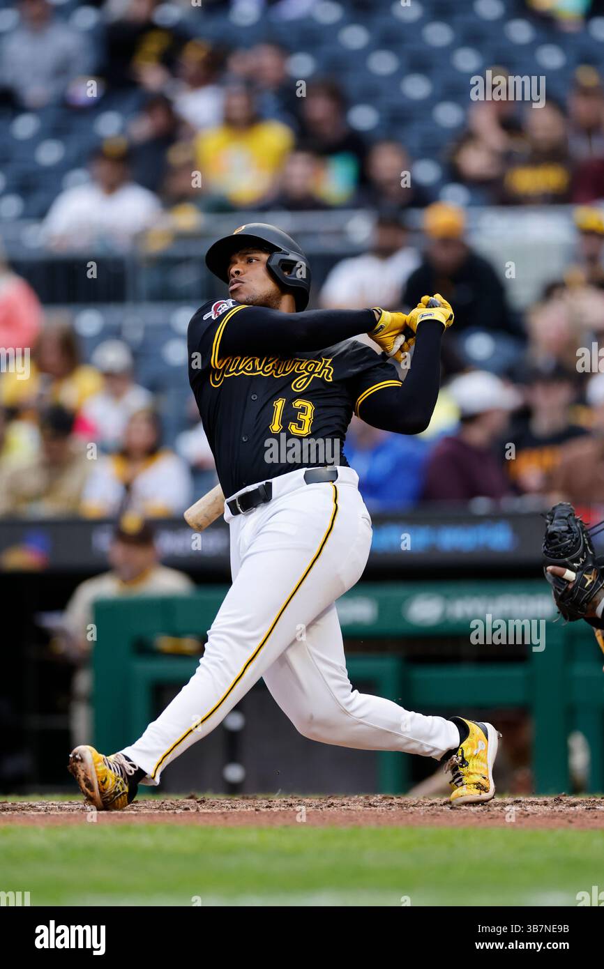 PITTSBURGH, PA - MAY 03: Pittsburgh Pirates third baseman Ke'Bryan ...