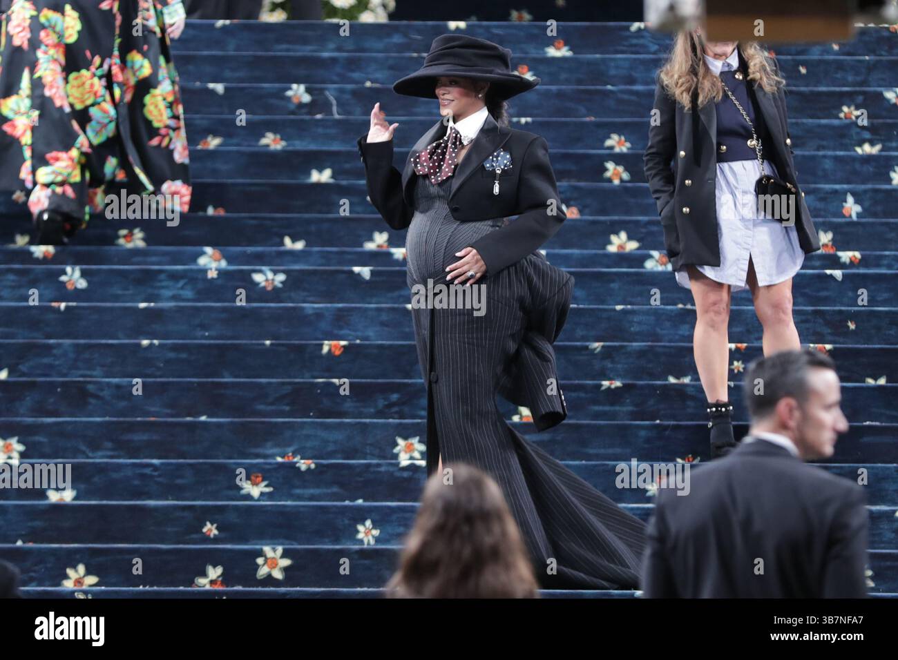 NEW YORK, NEW YORK - MAY 05: The 2025 Met Gala, held at the ...