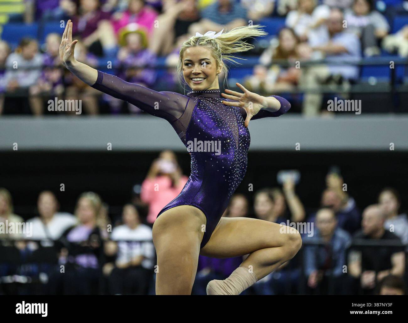 Olivia dunne purple hi-res stock photography and images - Alamy