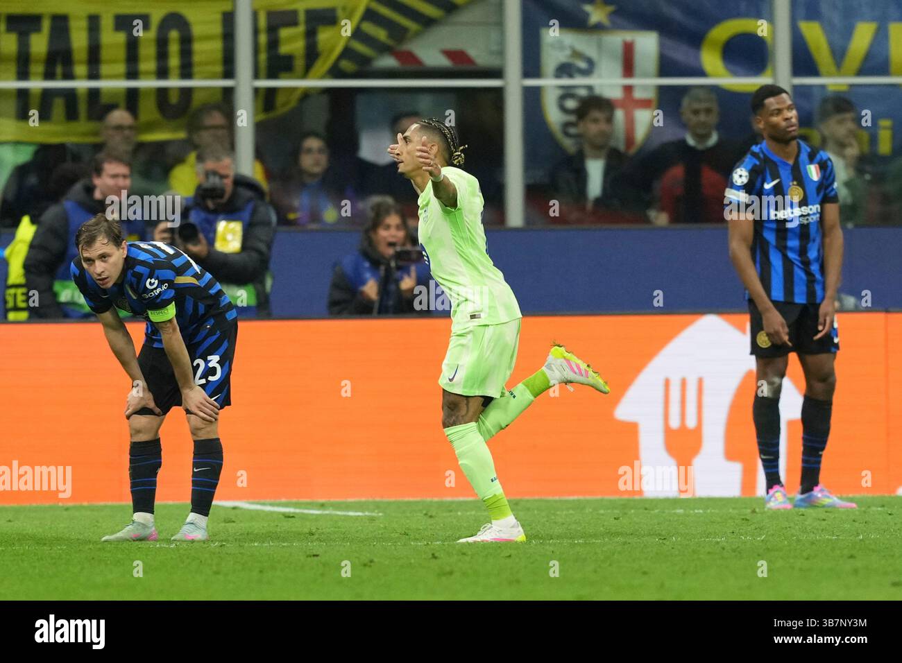 Barcelona's Raphinha celebrates after scoring during the Champions ...