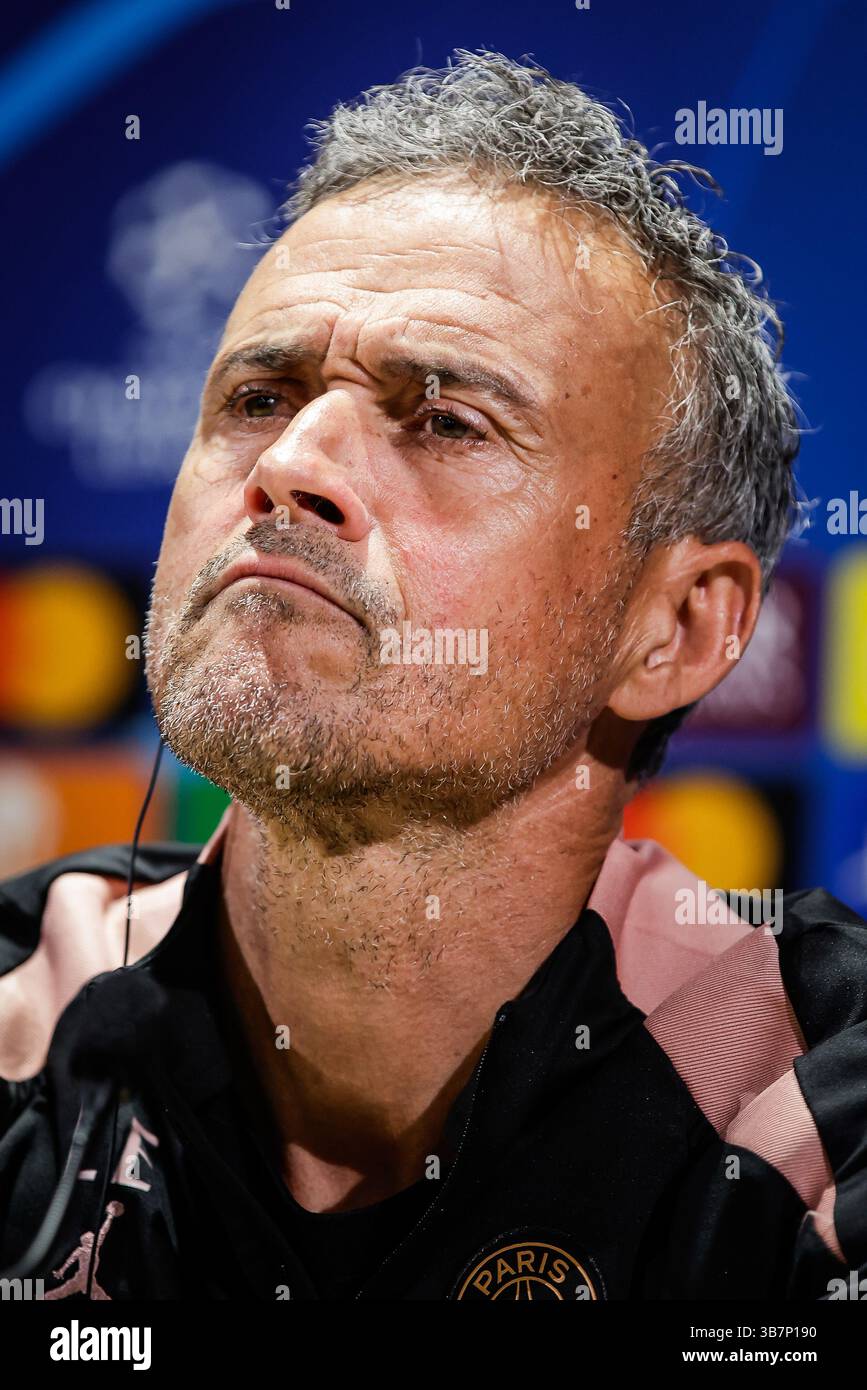 Poissy, France. 06th May, 2025. Luis ENRIQUE of PSG during the Press ...