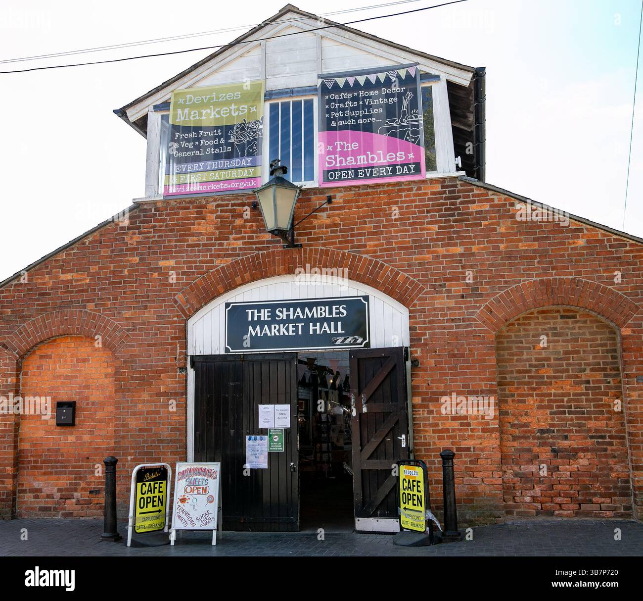Historic brick building housing The Shambles Market Hall in Devizes ...