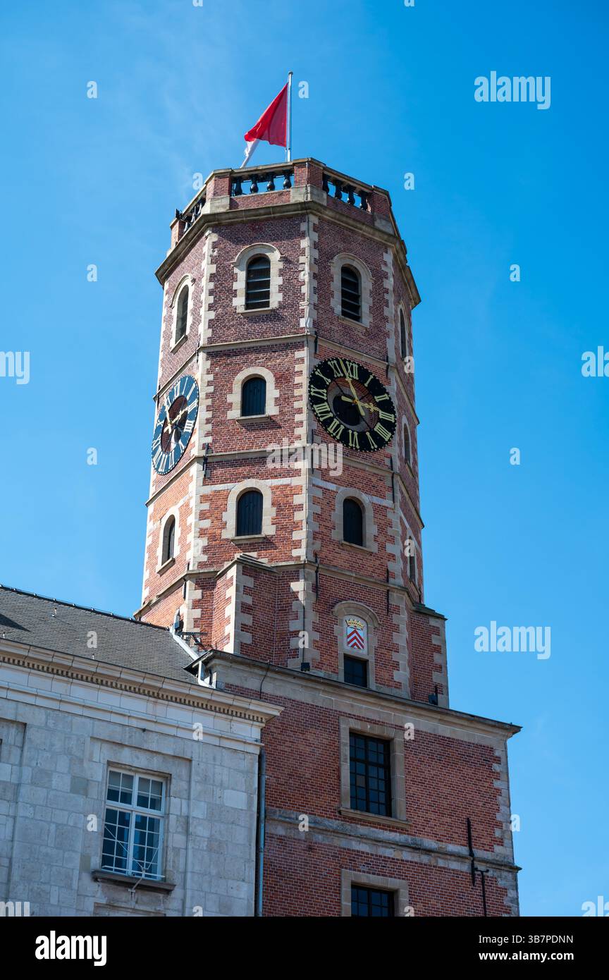 Hexagonal brick stone tower hi-res stock photography and images - Alamy