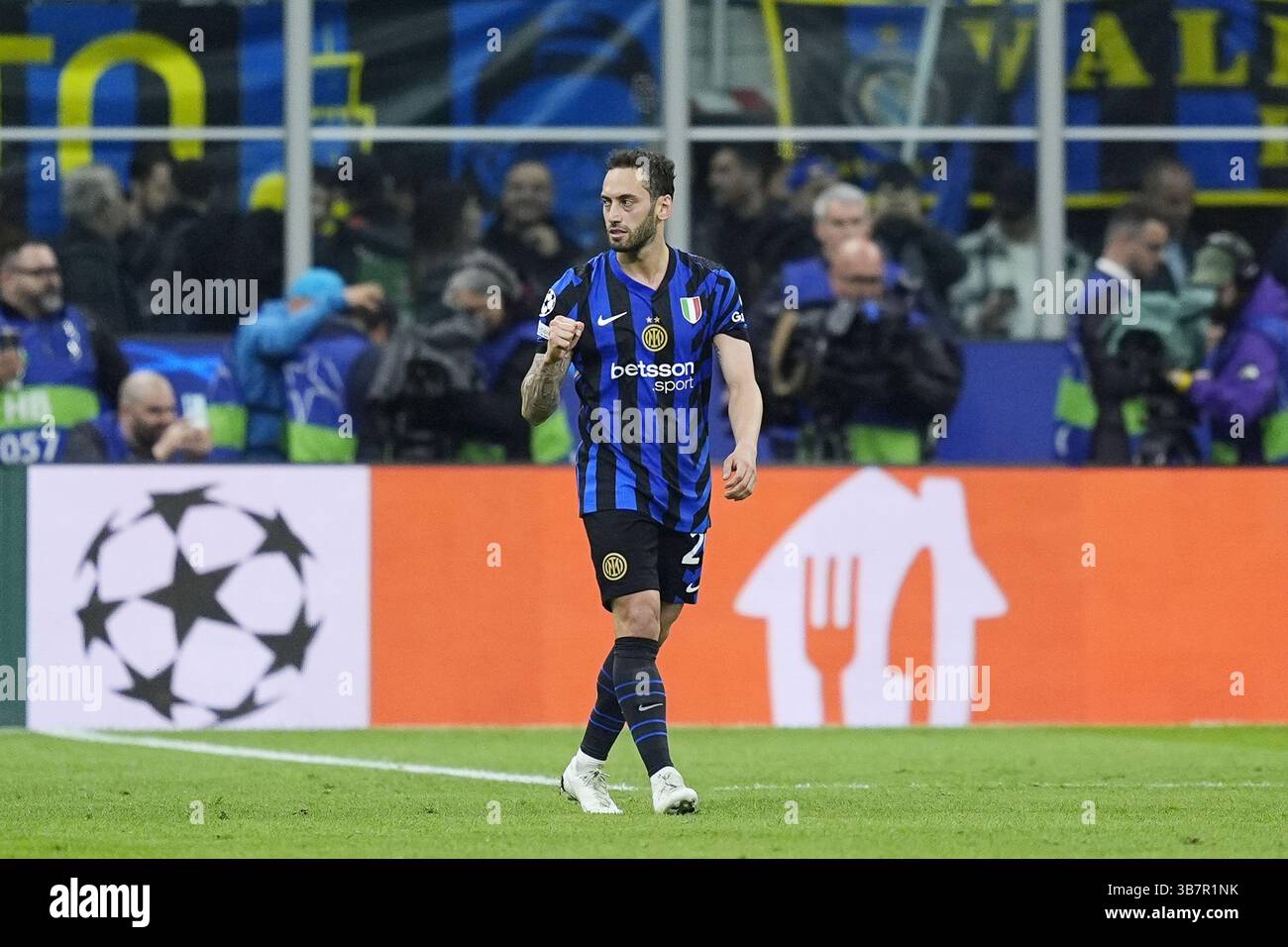 Hakan Calhanoglu of Inter celebrates his goal 2-0 during the UEFA ...