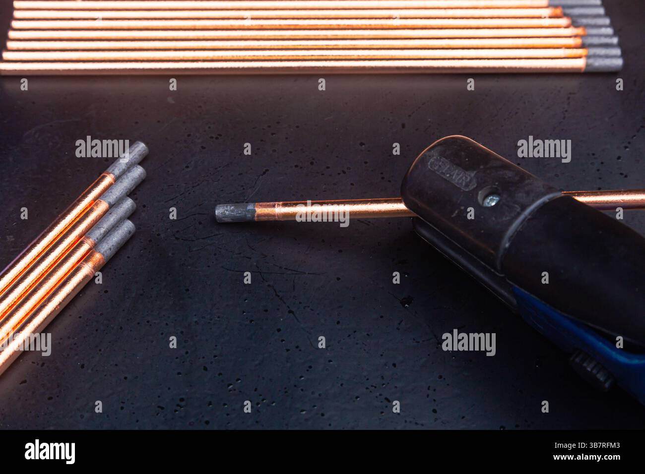 Set for gouging hi-res stock photography and images - Alamy