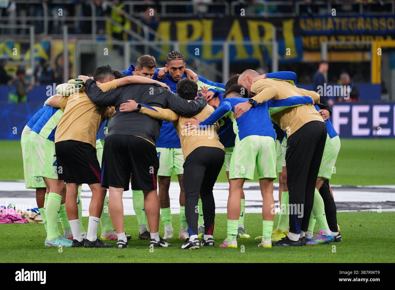 Giuseppe Meazza, Milan, Italy. 6th May, 2025. Champions League Semi ...