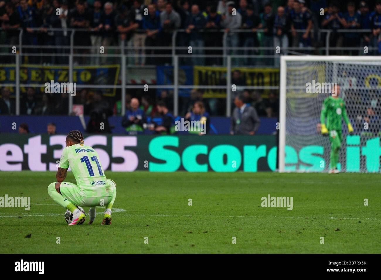Giuseppe Meazza, Milan, Italy. 6th May, 2025. Champions League Semi ...