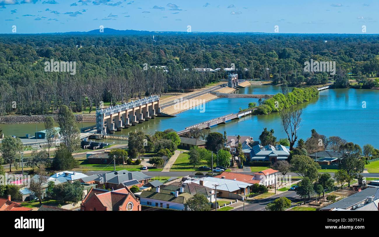 Yarrawonga bridge hi-res stock photography and images - Alamy