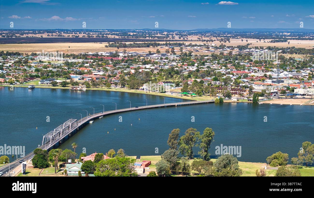 Yarrawonga bridge hi-res stock photography and images - Alamy