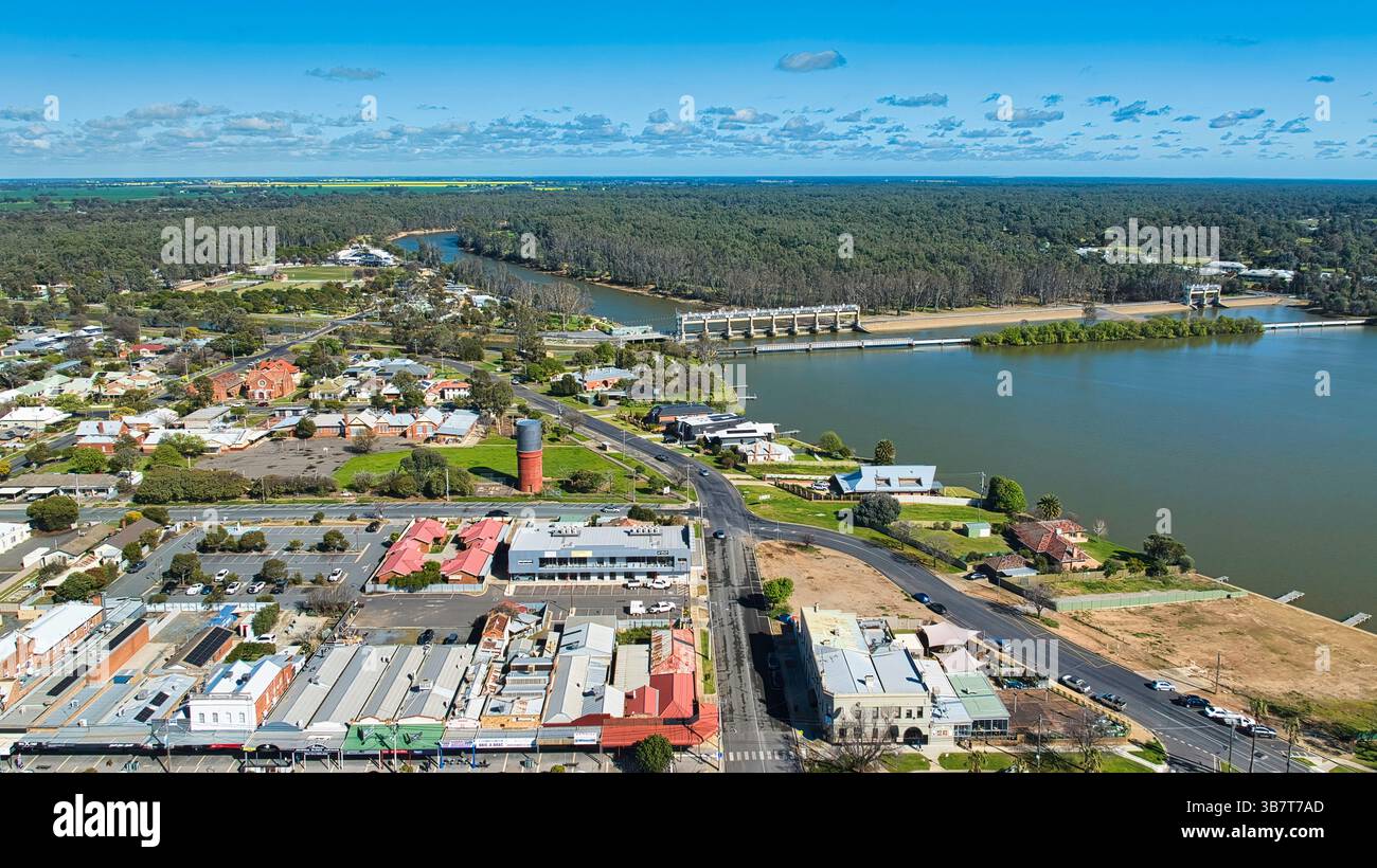 Yarrawonga bridge hi-res stock photography and images - Alamy