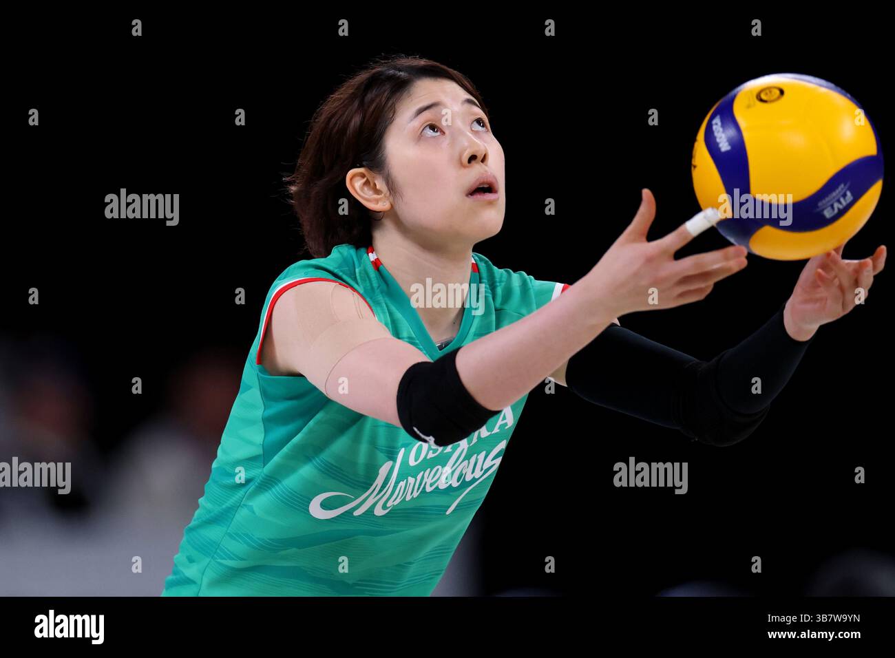 Tokyo, Japan. 2nd May, 2025. Hitomi Shiode () Volleyball : 2024-25 SV ...