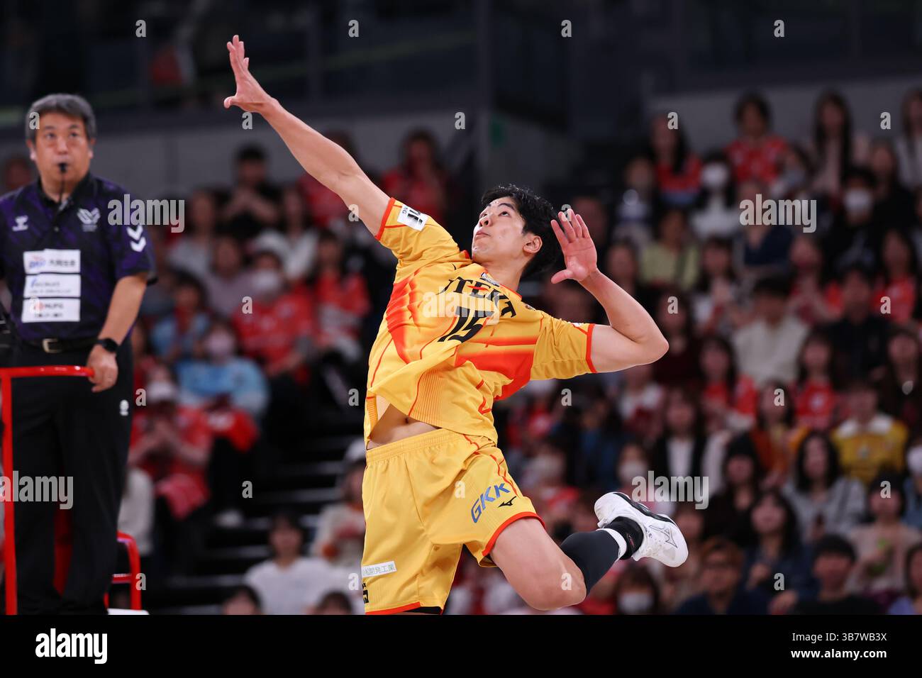 Tokyo, Japan. 3rd May, 2025. Kento Miyaura () Volleyball : 2024-25 SV ...