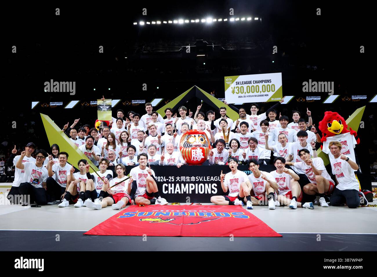 Suntory Sunbirds Osaka team group, MAY 5, 2025 - Volleyball : 2024-25 ...
