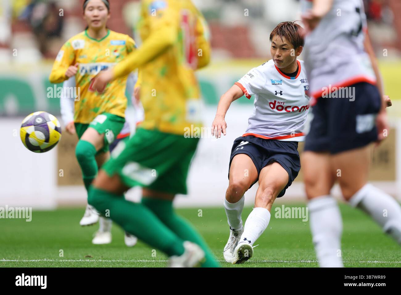 Tokyo, Japan. 6th May, 2025. Ayaka Inoue (Ventus) Football/Soccer : 2024-25 WE League match ...