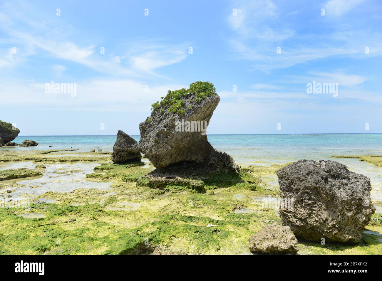 Beautiful beaches in Yomitan, Okinawa, Japan Stock Photo - Alamy