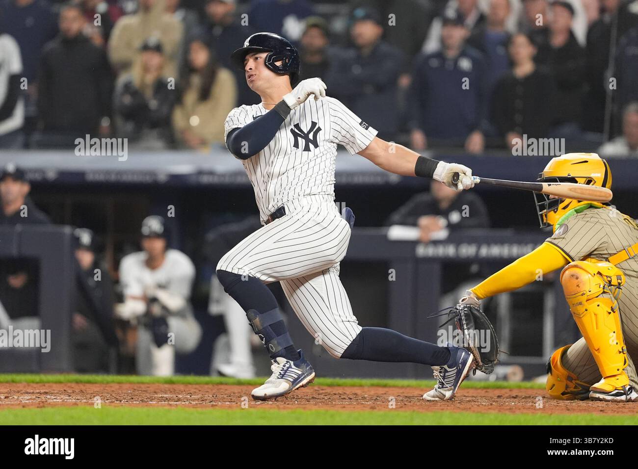 BRONX, NY - MAY 06: New York Yankees Shortstop Anthony Volpe (11) hits ...