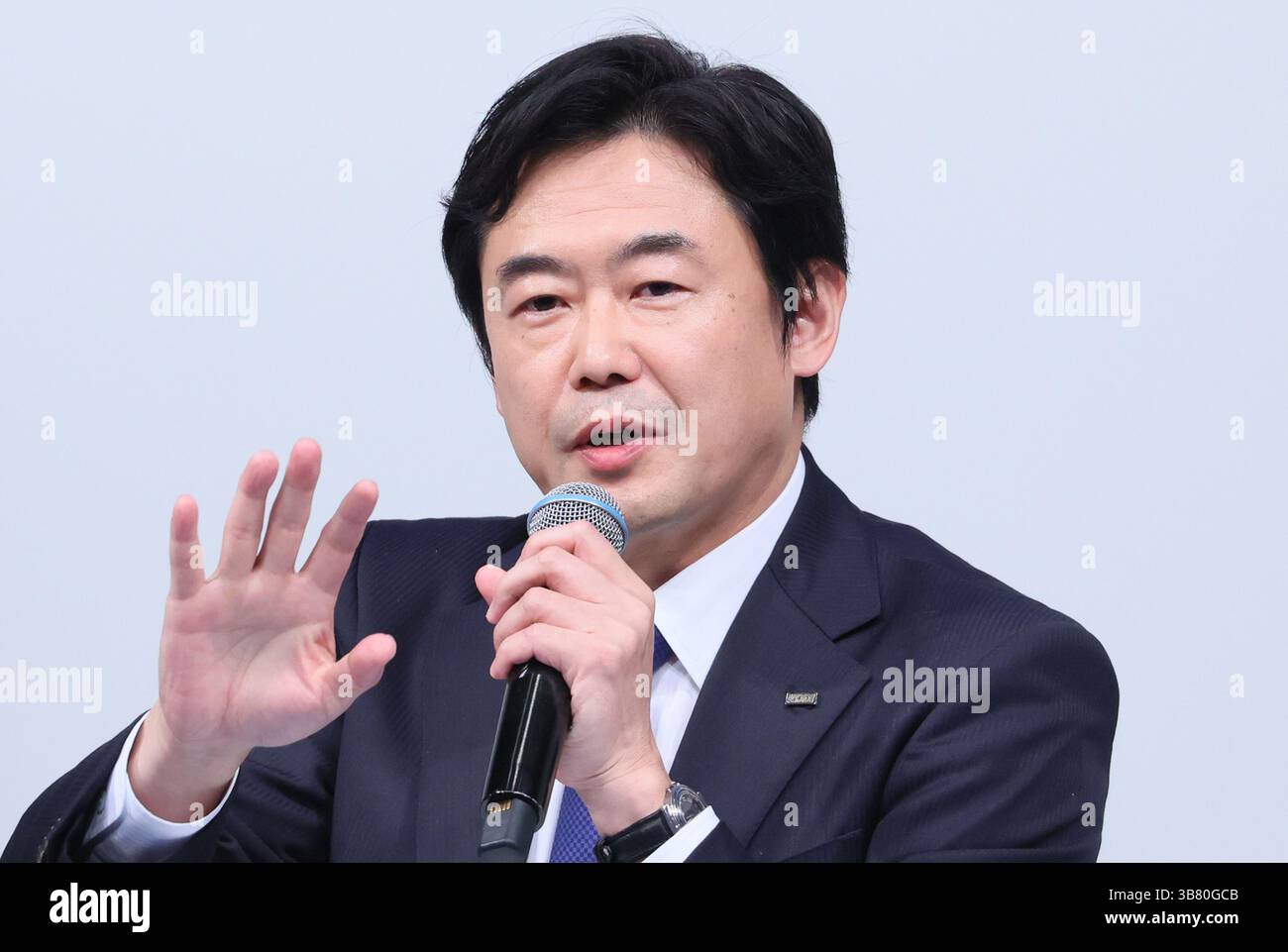 Tokyo, Japan. 7th May, 2025. Japan's telecommunication company KDDI ...