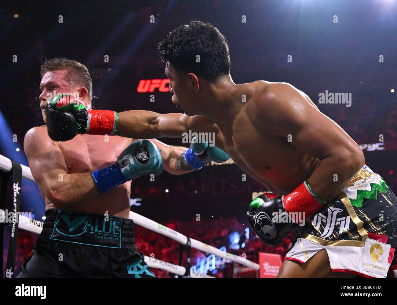 Saul canelo alvarez 2024 las vegas hi-res stock photography and images ...