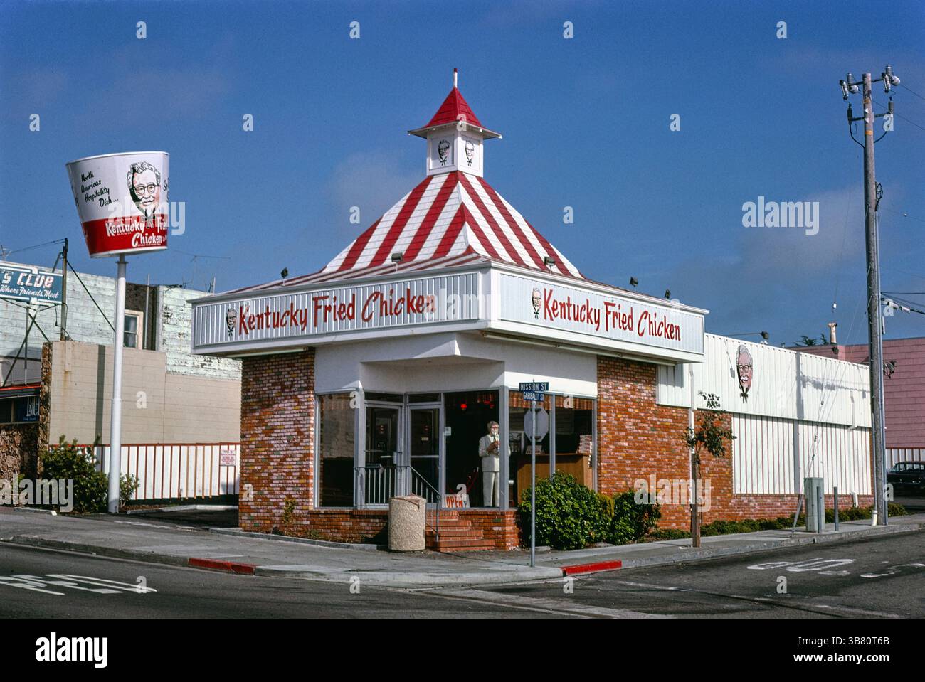 Historical kentucky fried chicken hi-res stock photography and images ...