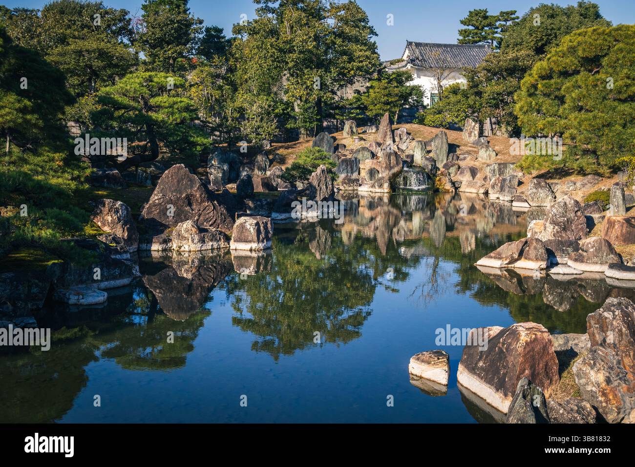 Japan, Kyoto City, Nijo Castle, Ninomaru Palace, gardens Stock Photo ...