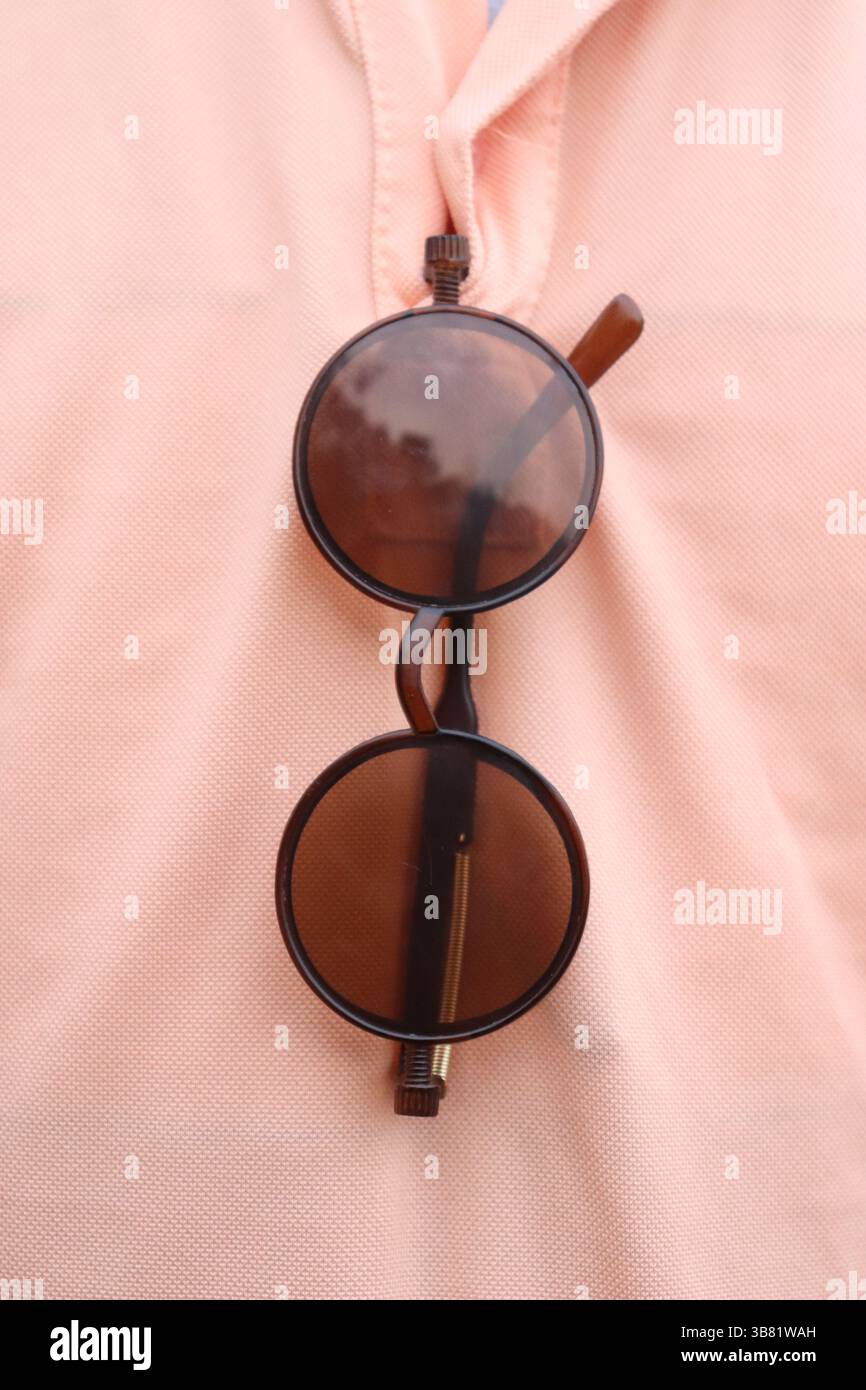 Peach polo hi-res stock photography and images - Alamy