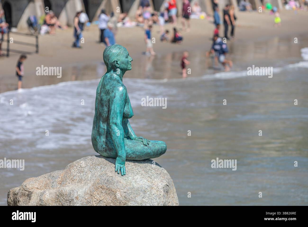 Fine art installation hi-res stock photography and images - Alamy