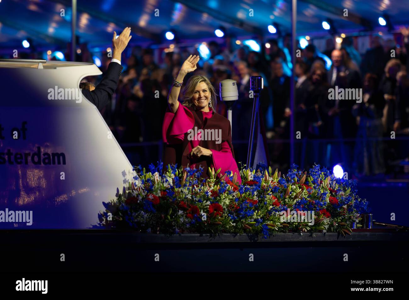 5-mei Concert AMSTERDAM, NETHERLANDS - MAY 5: Koning Willem-Alexander ...
