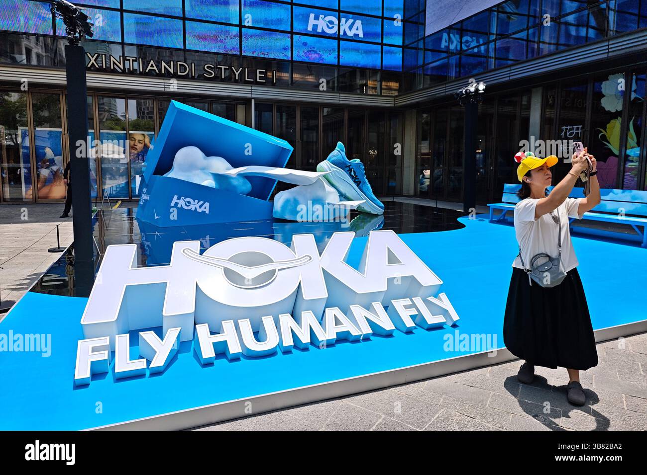 Shanghai, China. 07th May, 2025. SHANGHAI, CHINA - MAY 7, 2025 - A ...