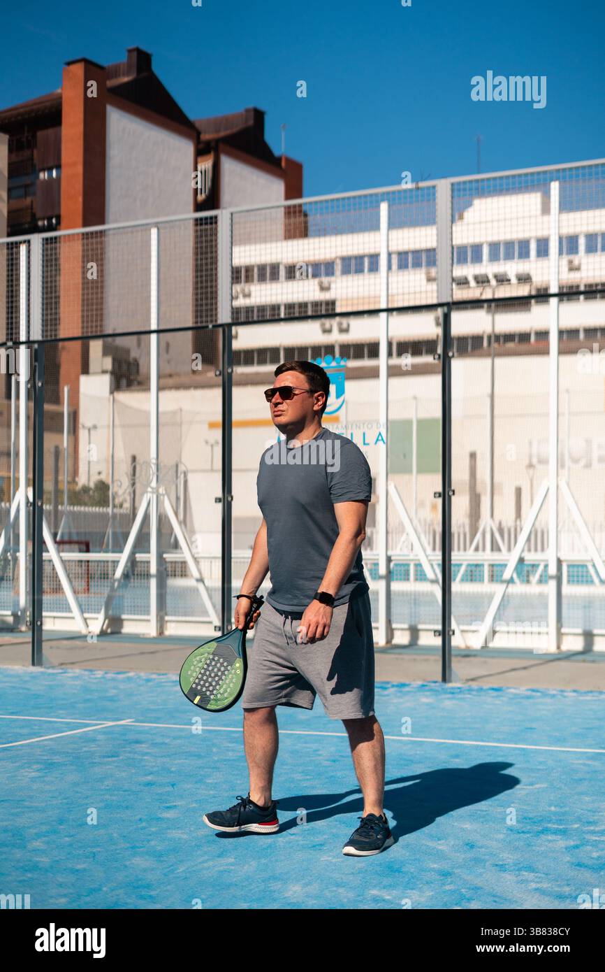 Padel building hi-res stock photography and images - Alamy