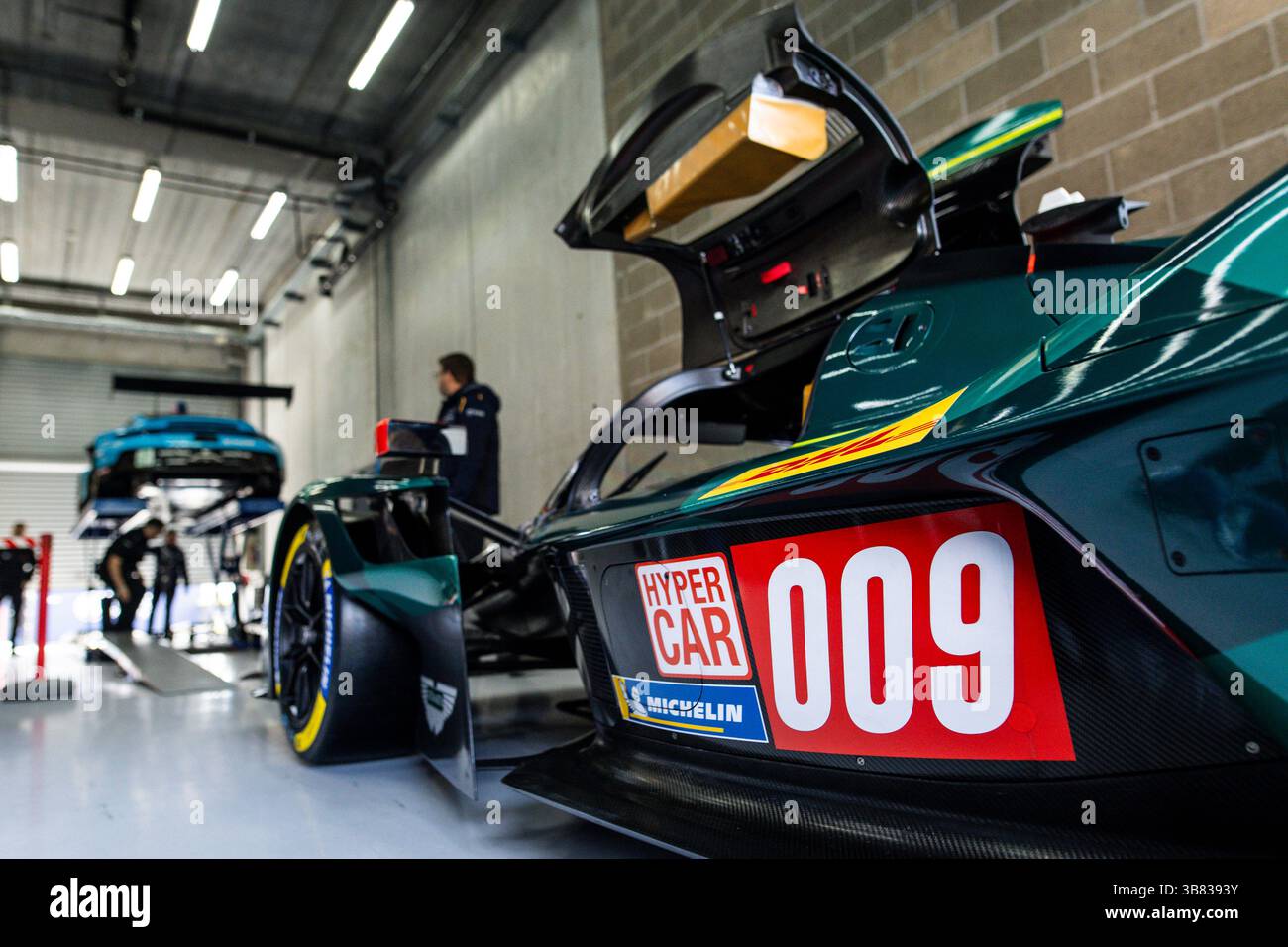 009 RIBERAS Alex (spa), SORENSEN Marco (dnk), Aston Martin THOR Team, Aston Martin Valkyrie #009 ...