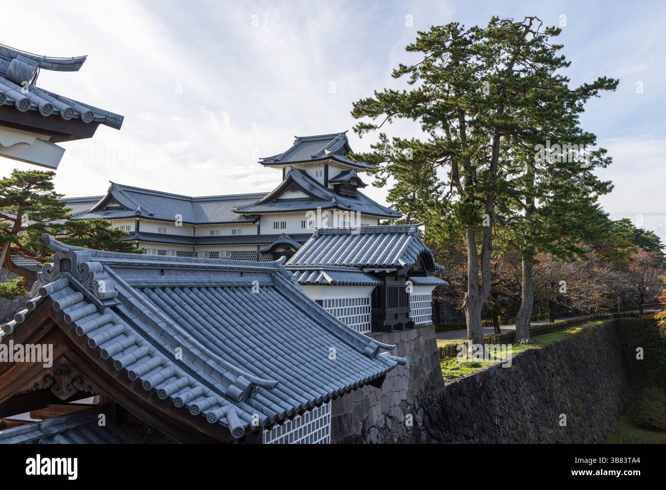 Layered architecture lining hi-res stock photography and images - Alamy