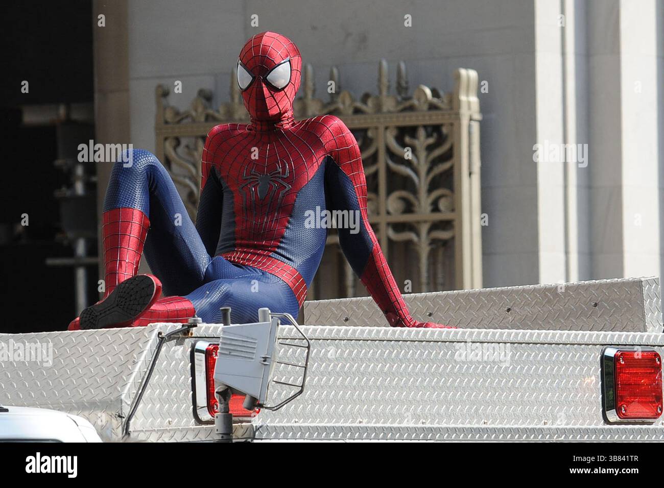 A stuntman on the set of 'The Amazing Spider-Man 2' on Madison Avenue ...