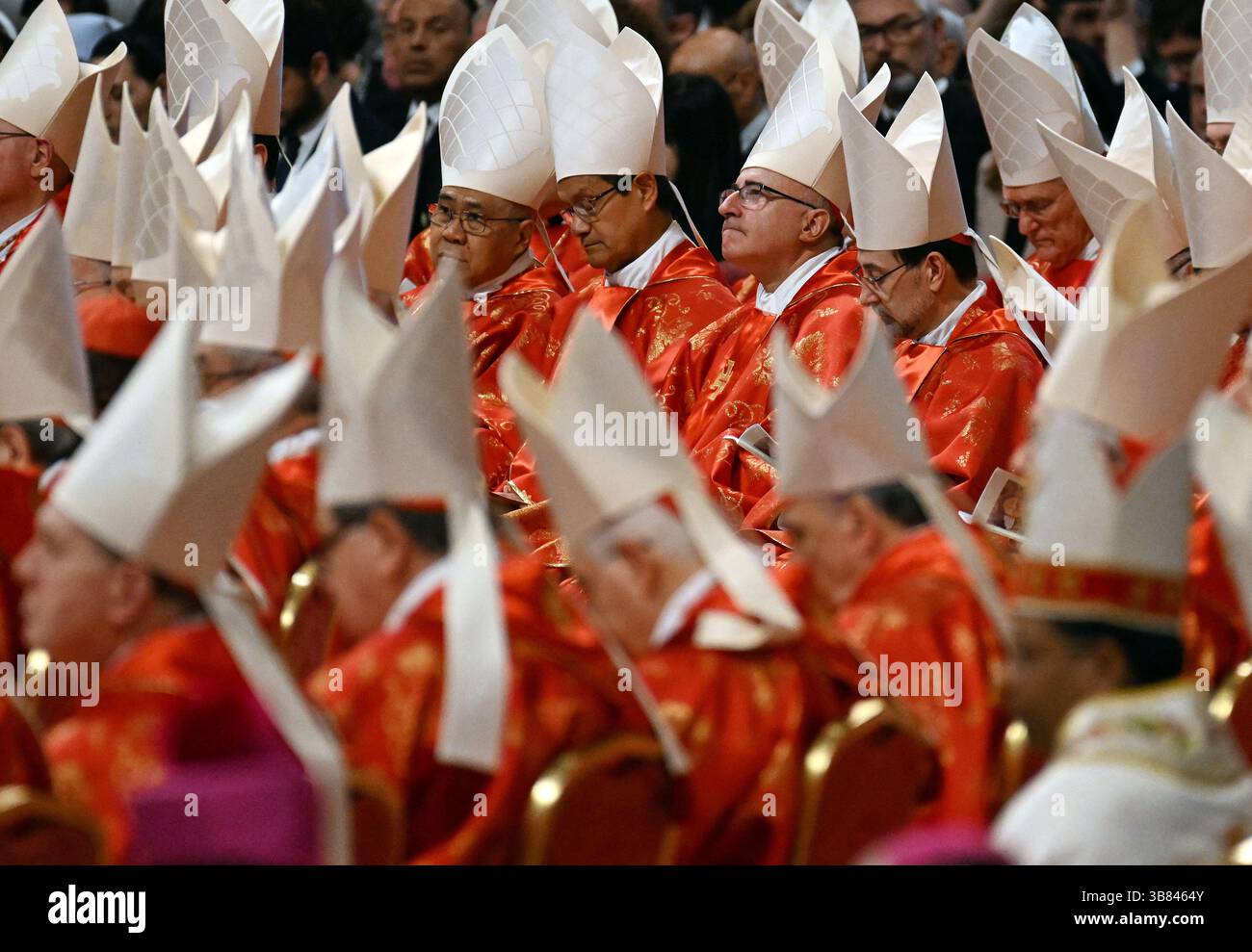 The Mass for the Election of the Roman Pontiff took place with the ...