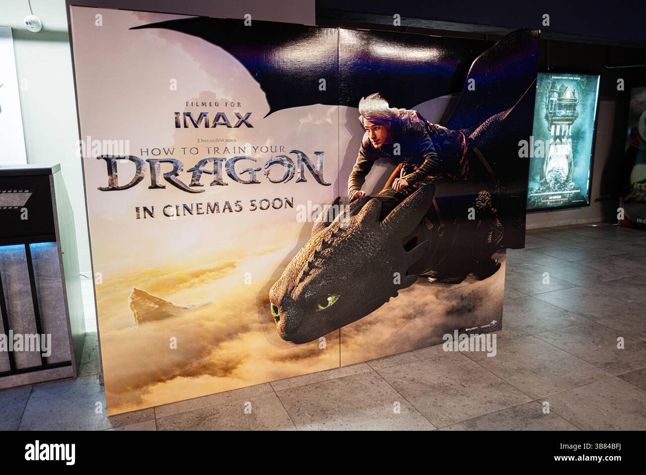 How to train your dragon 2025 hi-res stock photography and images - Alamy