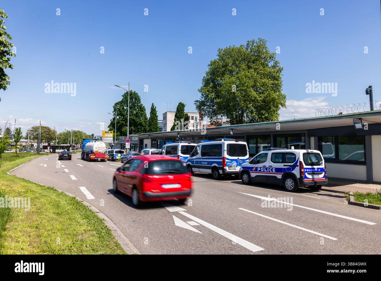 07 May 2025, Baden-Württemberg, Kehl: A car drives past a federal ...