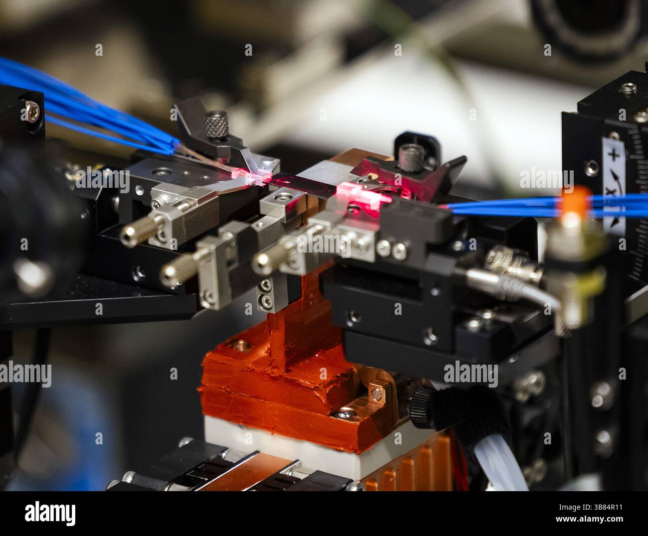 EINDHOVEN - Equipment to test photonic chips during a press tour of the ...