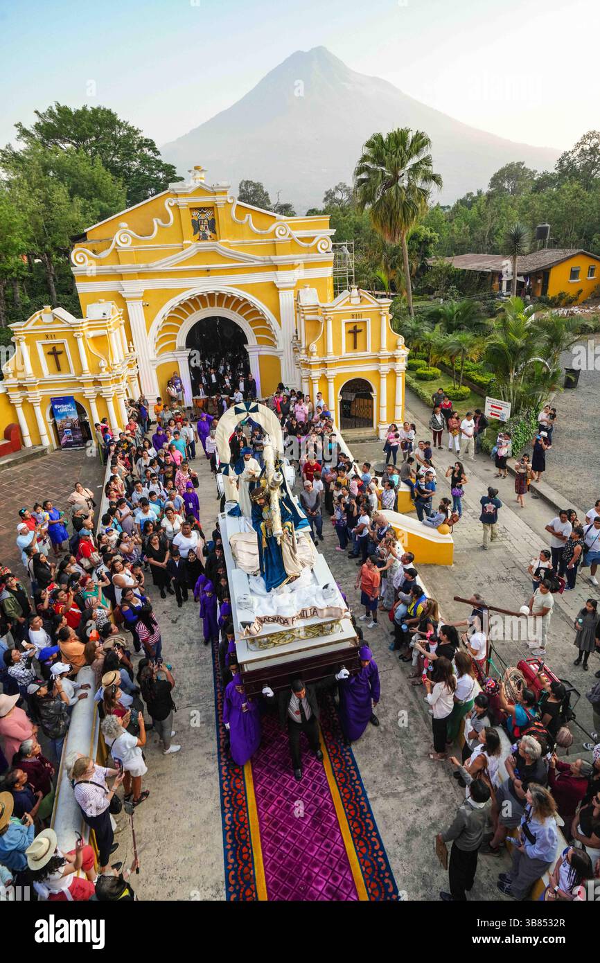 March 26, 2024, Antigua, Guatemala: Catholic penitents carry the the ...