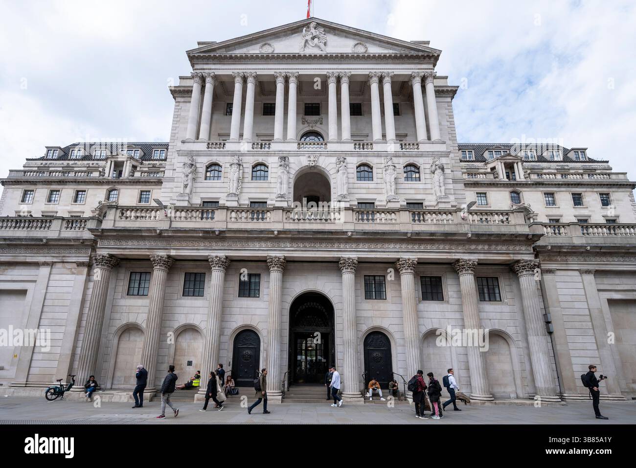 London, UK. 7 May 2025. People outside the Bank of England in the City ...
